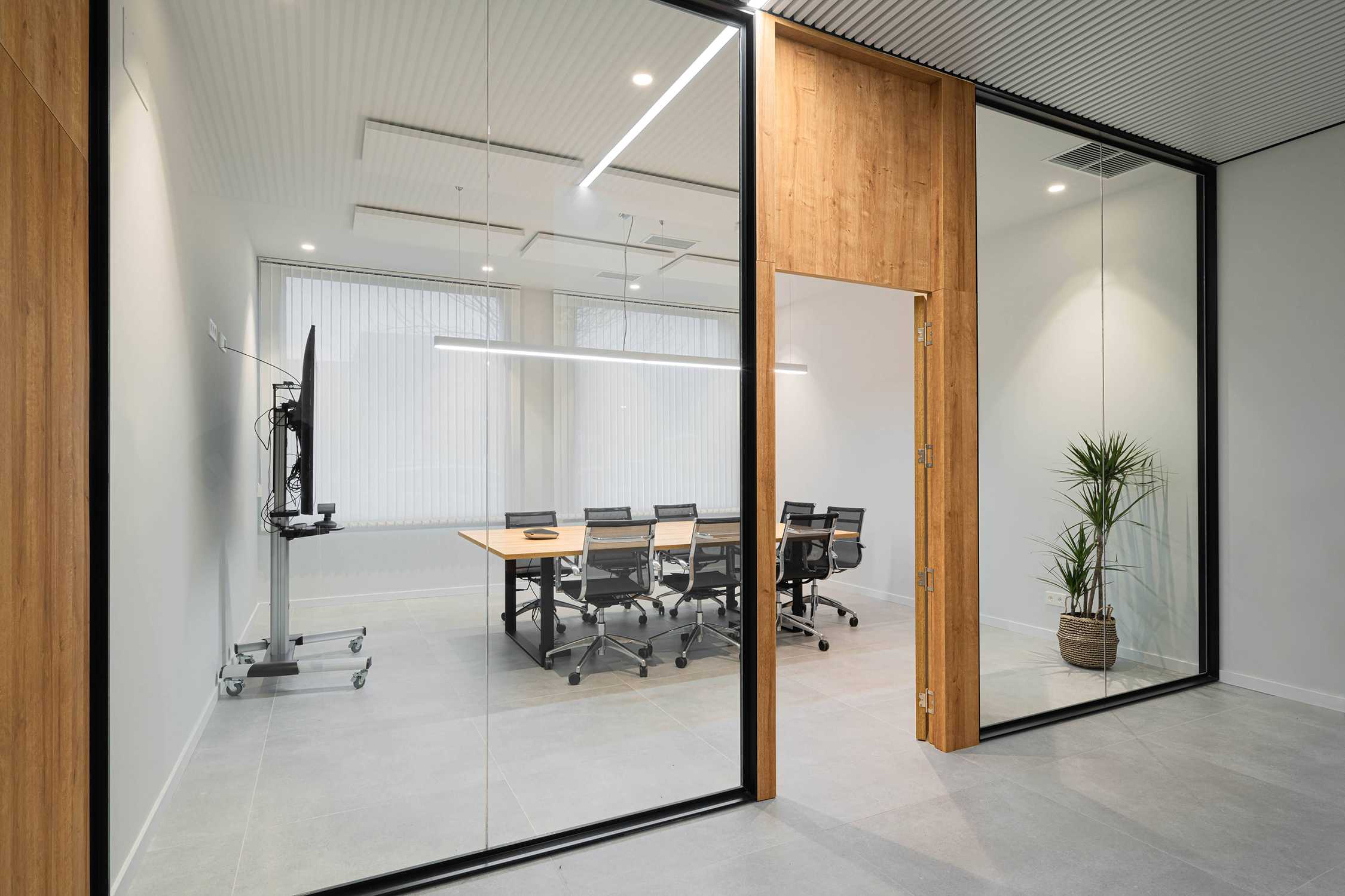 Design of high-end offices by an architect