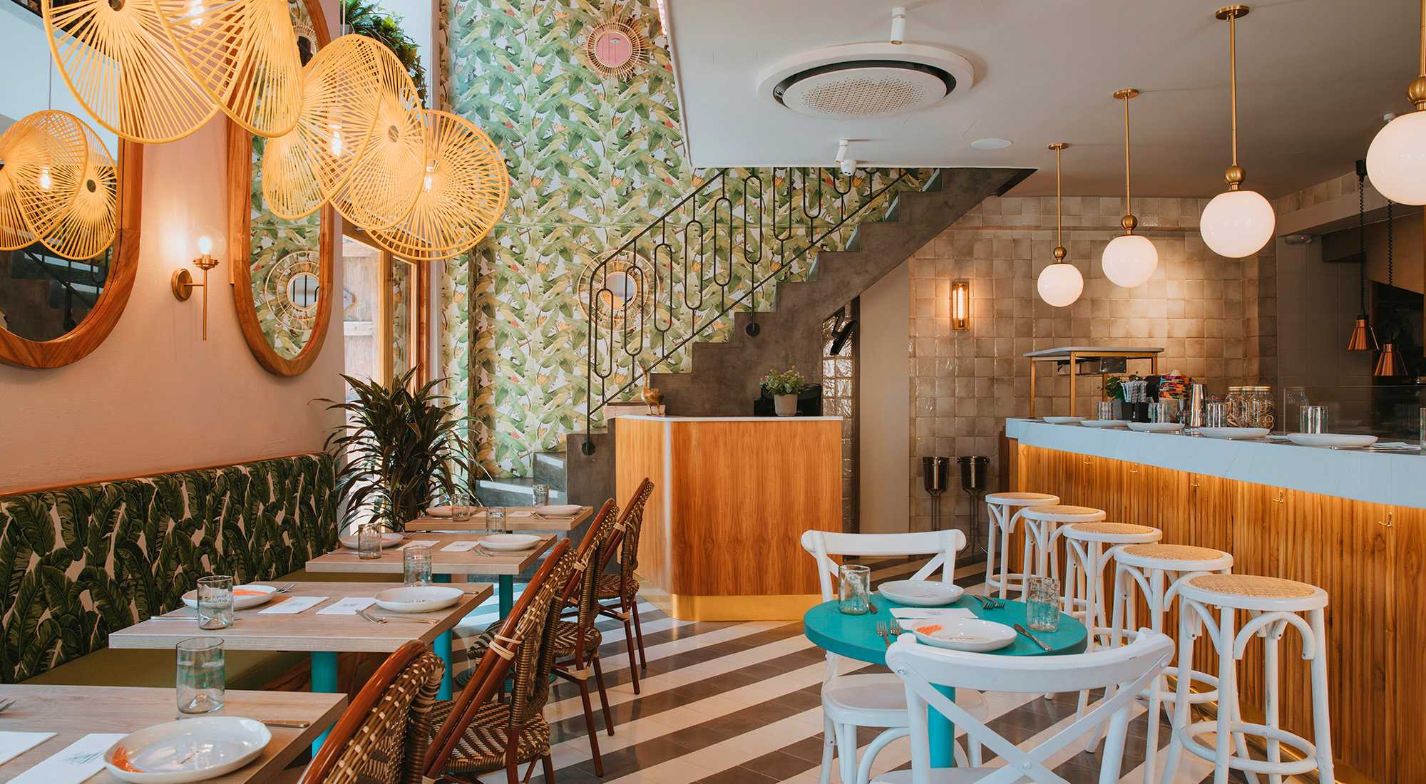Before & After: Interior design of a latin American restaurant 230m²